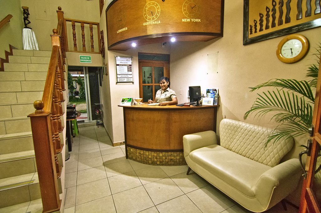 Inicio - HOTEL MAXIMOS PETEN